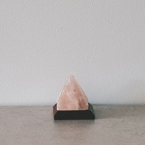 Himalayan Pink Salt | USB Lamp - Pyramid Shape – Think Earth